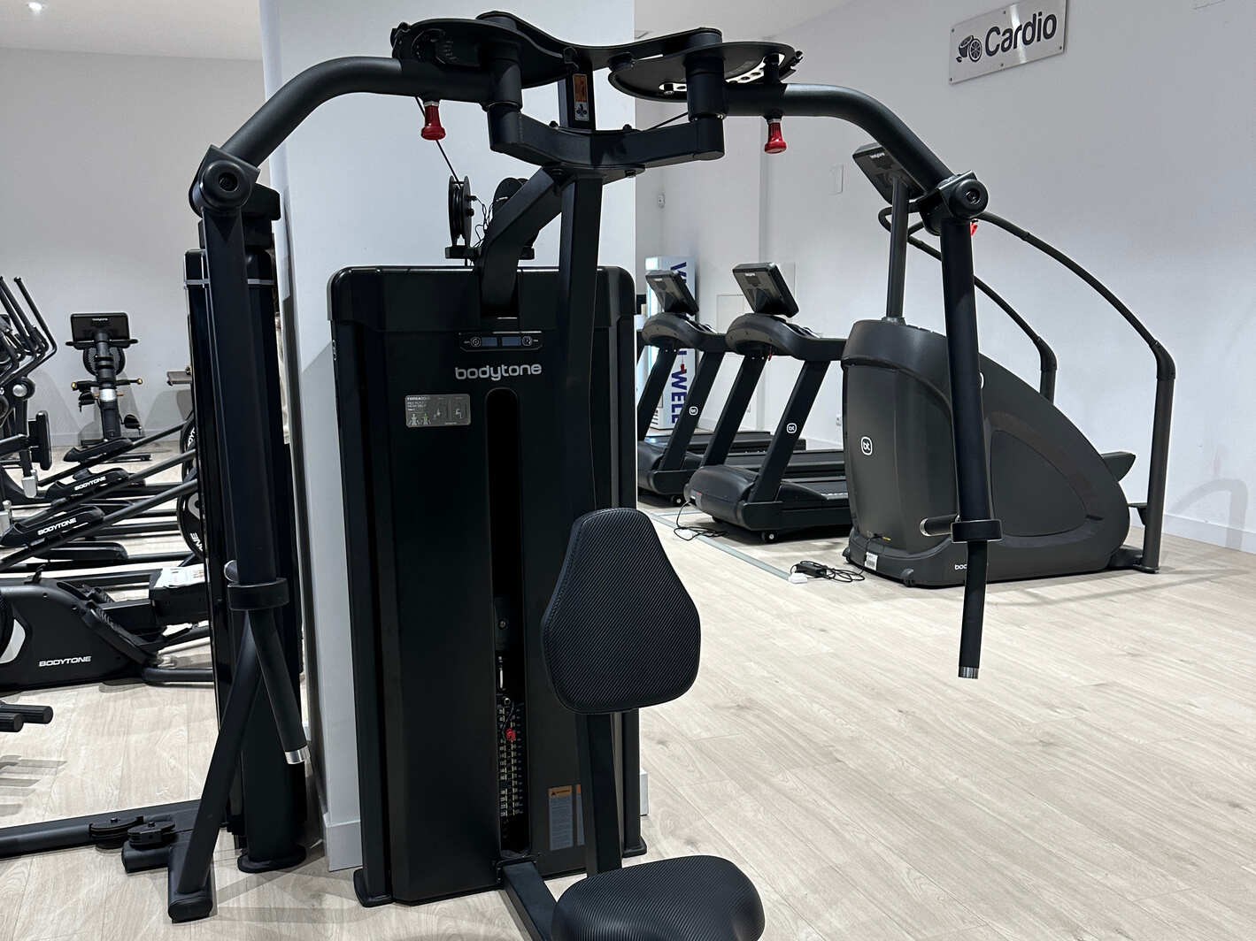 💪 Máquina Peck Deck – Aísla tu pecho y mejora tu fuerza